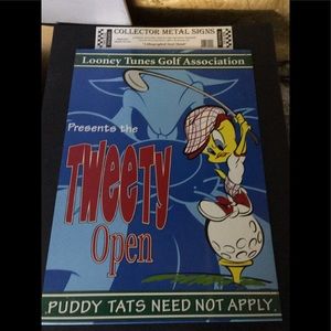 Warner Bros. | Wall Decor | Looney Toons Tweety Golfer Metal Collectors ...